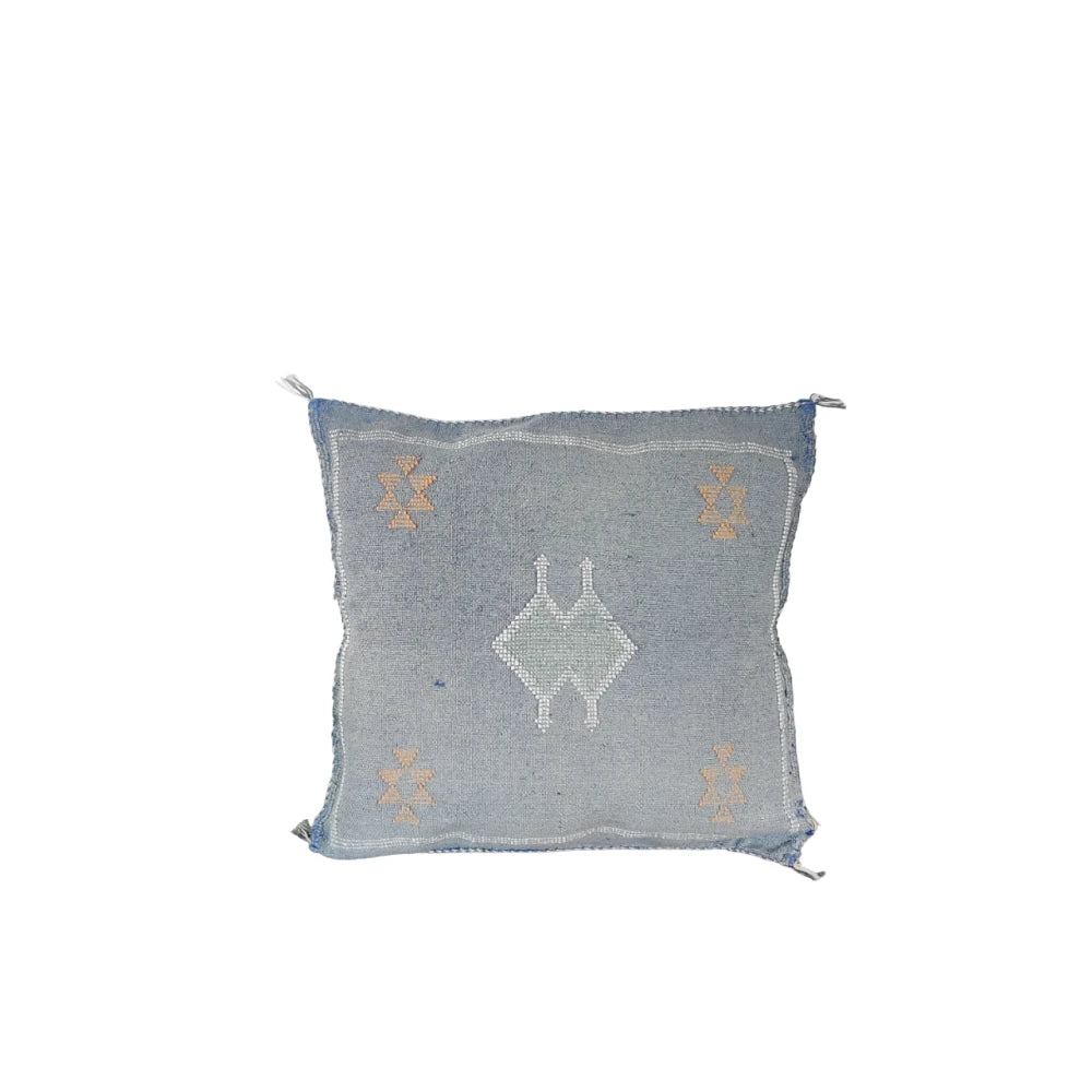 Coussin berbere Bleu délavé en Soie de Cactus | MAZIR Décoration