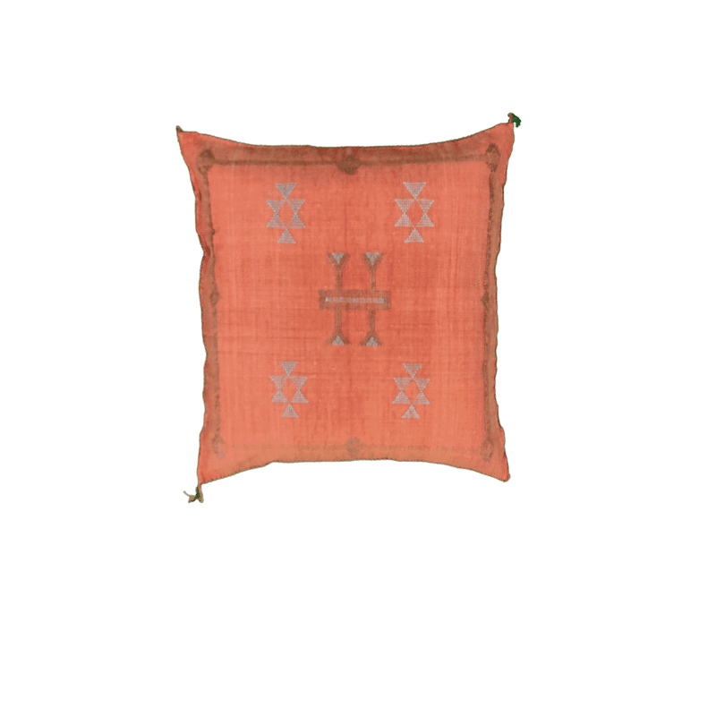 Coussin berbère Orange corail en soie de Cactus | MAZIR